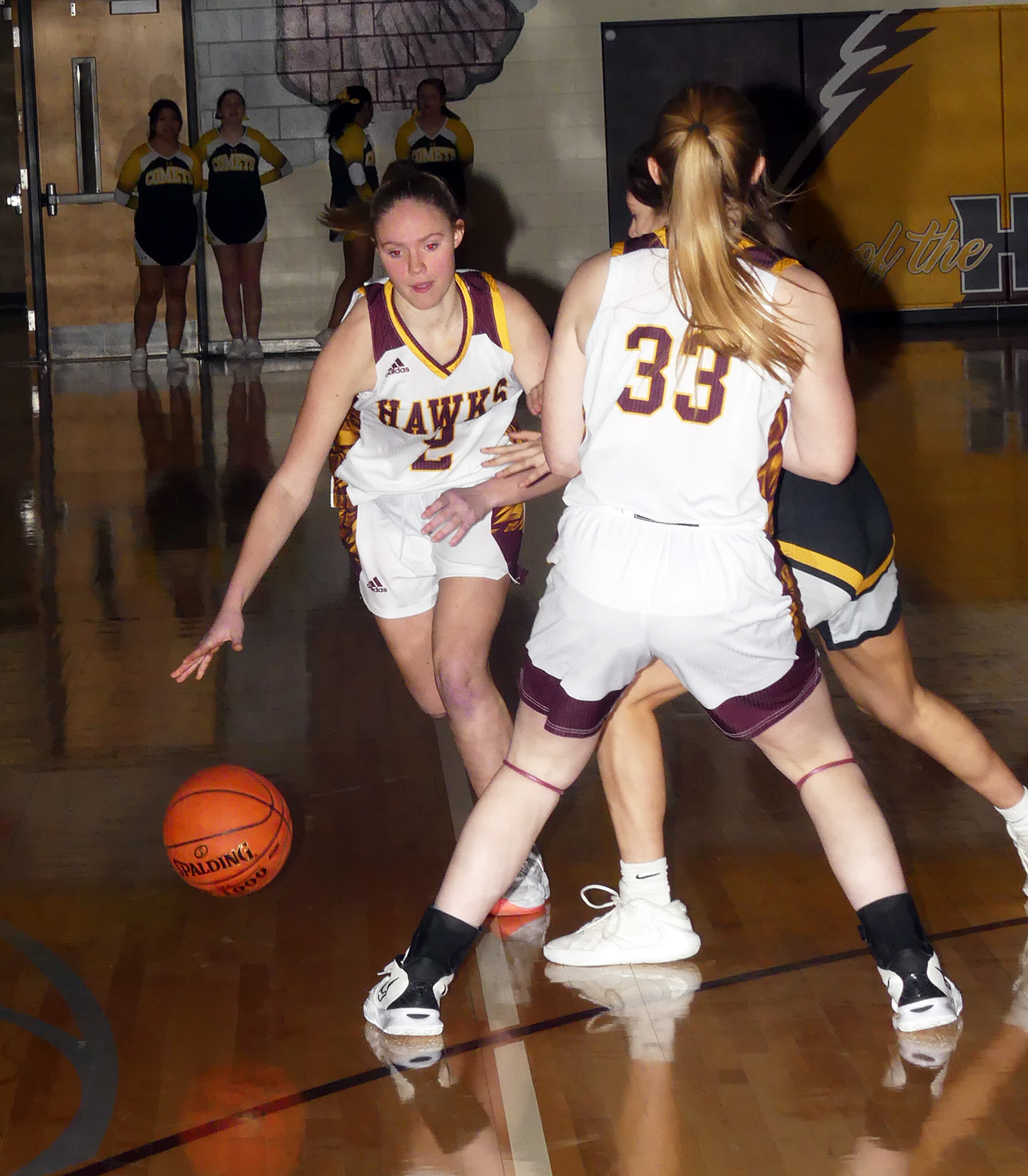 Comets streak past HMS girls – TheSanbornPioneer