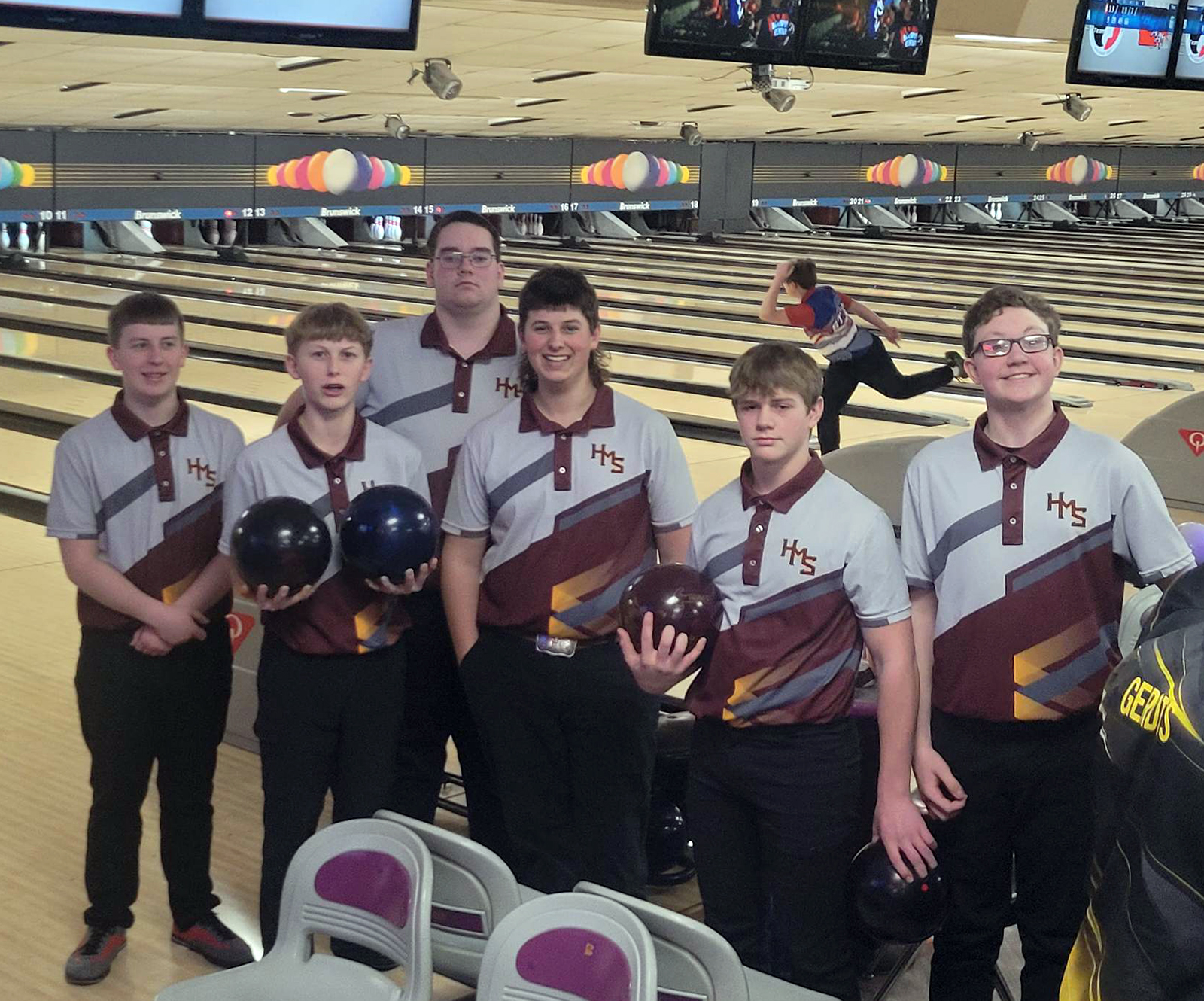 HMS bowling boys compete at State – TheSanbornPioneer